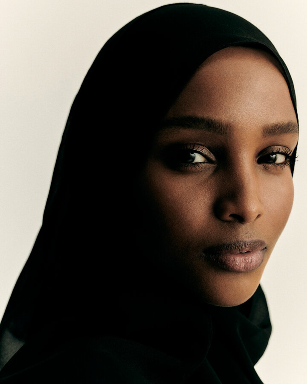 Anna Daki — 37.2 Paris