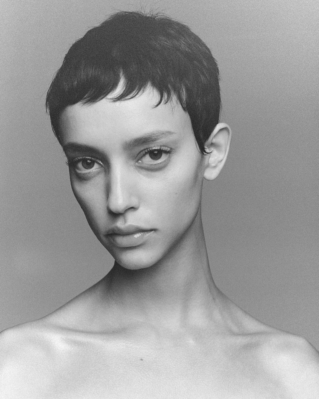 Anna Daki — 37.2 Paris